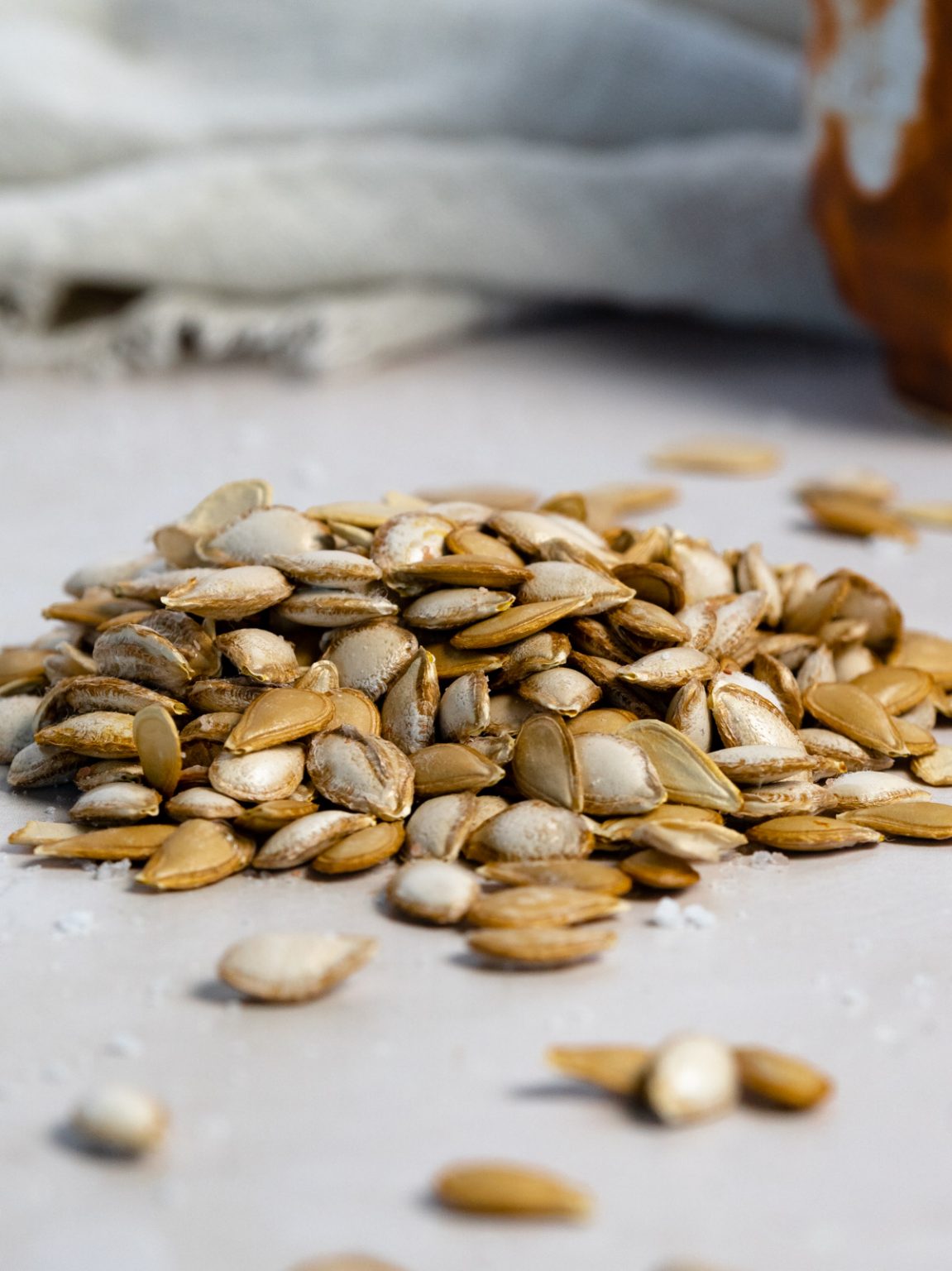 How to Roast Pumpkin Seeds Without Oil