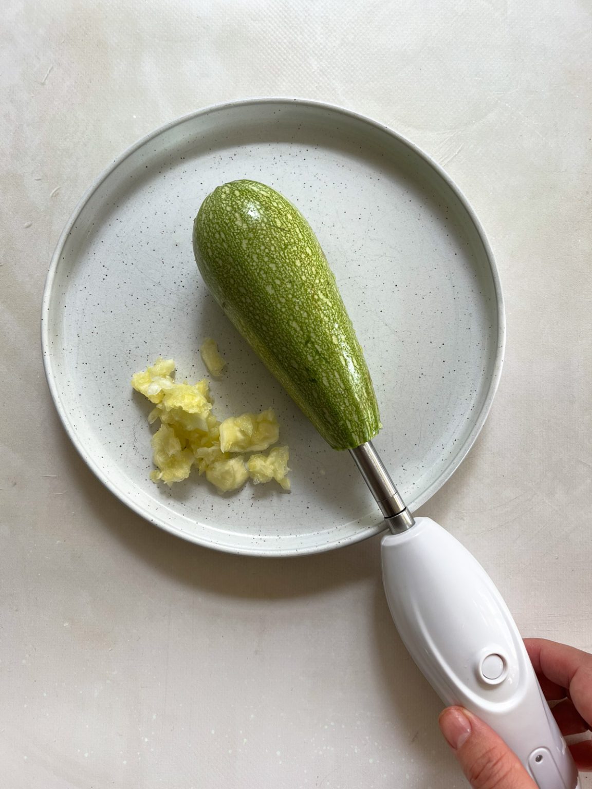 Kousa Mahshi (Lebanese Stuffed Zucchini)