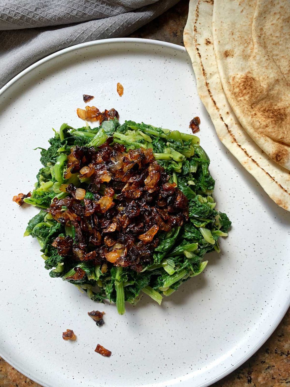 Lebanese Greens Called Hindbeh Bi Zeit