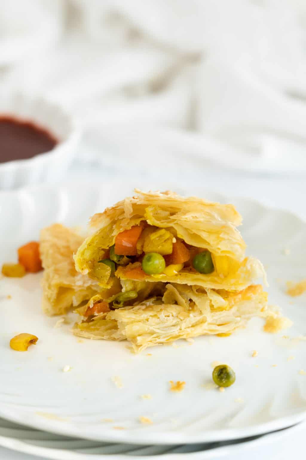 Easy Vegetable Curry Puffs with Puff Pastry