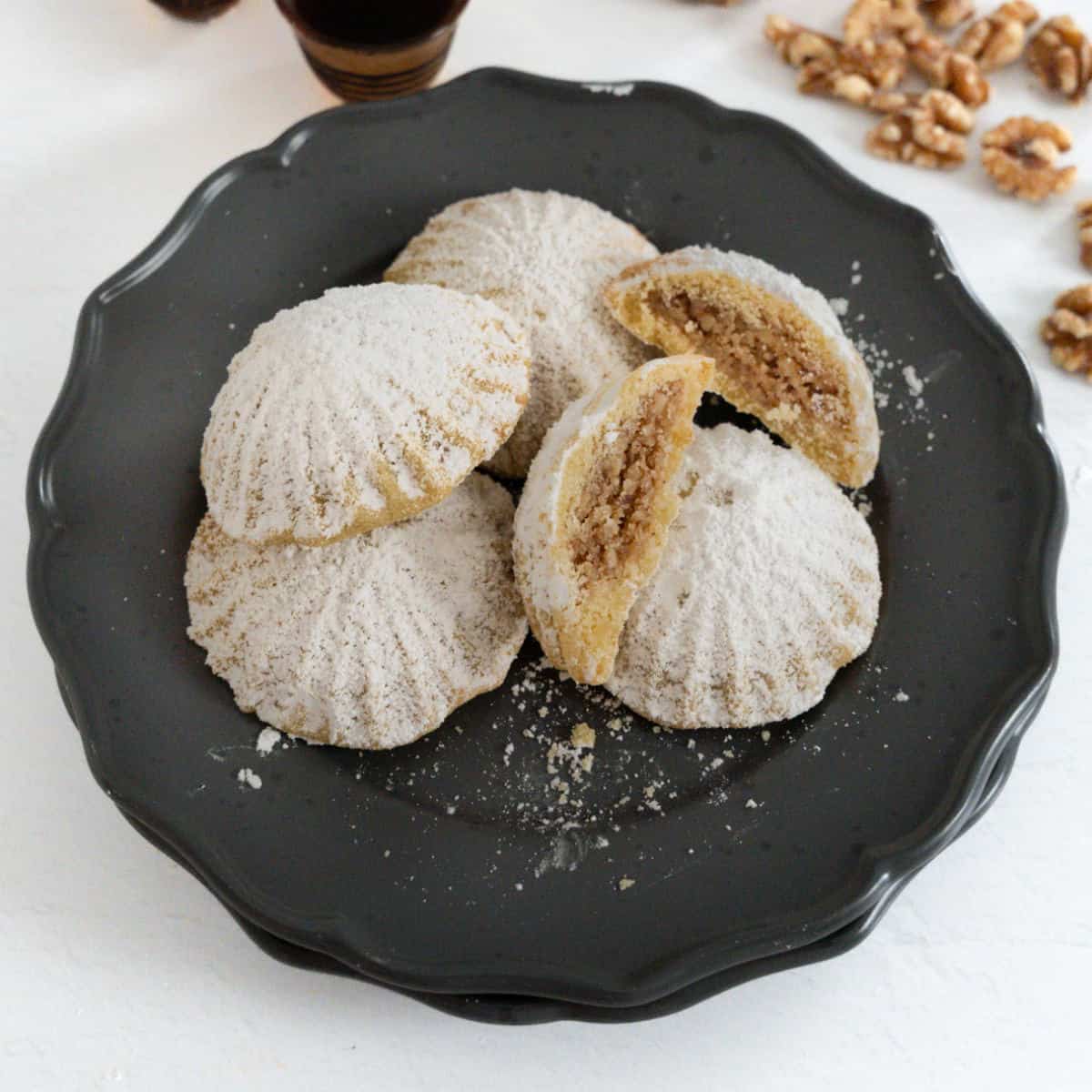Maamoul with Walnuts